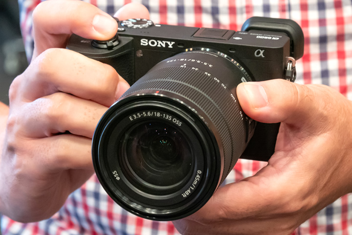 フルサイズの性能を継承したフラッグシップAPS-Cミラーレス「ソニー α6600」 | CAPA CAMERA WEB