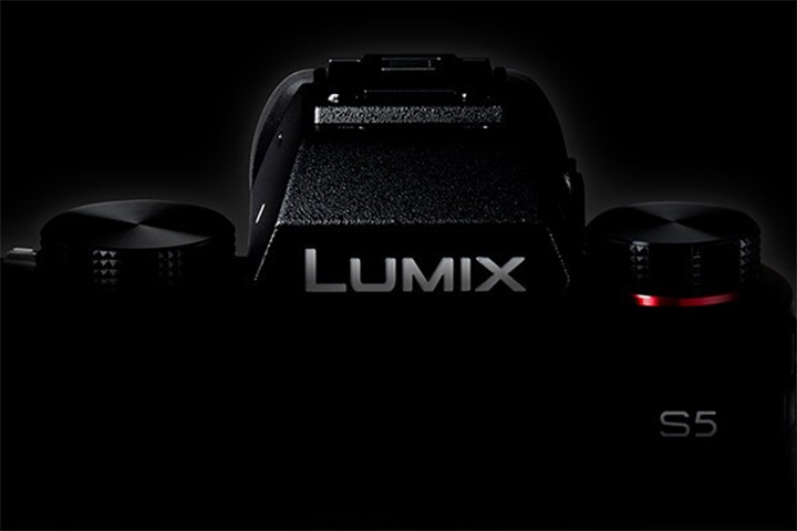 新しいフルサイズミラーレス「LUMIX S5」登場？ すべては9/3に明かされる | CAPA CAMERA WEB