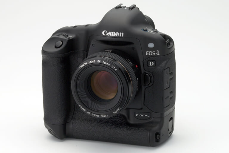 キヤノン「EOS SYSTEM」誕生から35周年、その歴史をカメラで振り返ってみた | CAPA CAMERA WEB