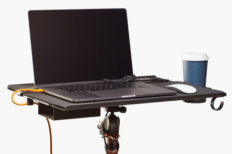 シンプルだけど効果抜群！ テザー撮影時のケーブルトラブルをなくす「TetherGuard」シリーズ | CAPA CAMERA WEB