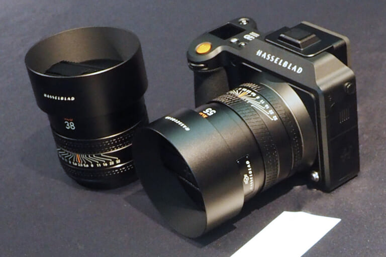 1億画素センサー、1TBのSSD搭載！ フラッグシップ中判ミラーレス「ハッセルブラッド X2D 100C」を触ってきた | CAPA CAMERA WEB