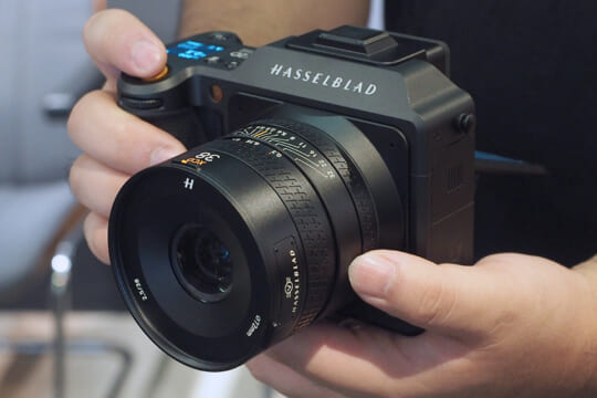 1億画素センサー、1TBのSSD搭載！ フラッグシップ中判ミラーレス「ハッセルブラッド X2D 100C」を触ってきた | CAPA CAMERA WEB