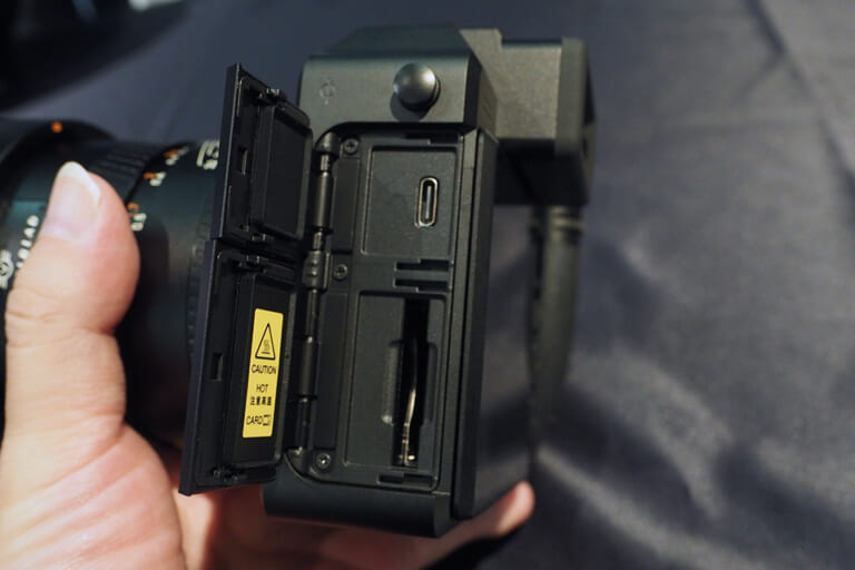 1億画素センサー、1TBのSSD搭載！ フラッグシップ中判ミラーレス「ハッセルブラッド X2D 100C」を触ってきた | CAPA CAMERA WEB