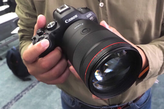 キヤノン「EOS R6 Mark II」はココが進化した！「RF135mm F1.8 L IS USM」「スピードライト EL-5」も触ってき ...