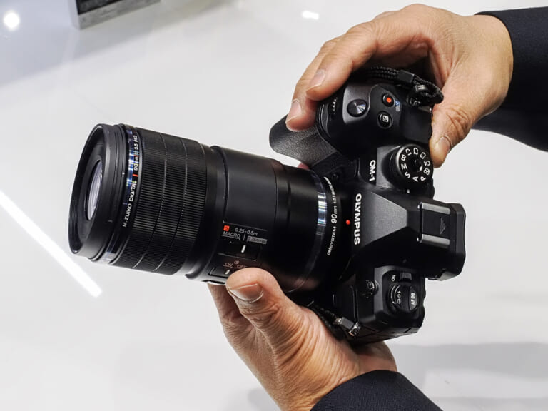 【CP+2023】新製品の高倍率マクロが人気！ フラッグシップミラーレスと組み合わせて体験【OM SYSTEM】 | CAPA CAMERA WEB