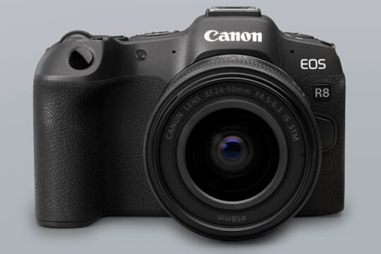 キヤノンのフルサイズミラーレス「EOS R8」と「RF24-50mm F4.5-6.3 IS STM」が4/14発売 | CAPA CAMERA WEB