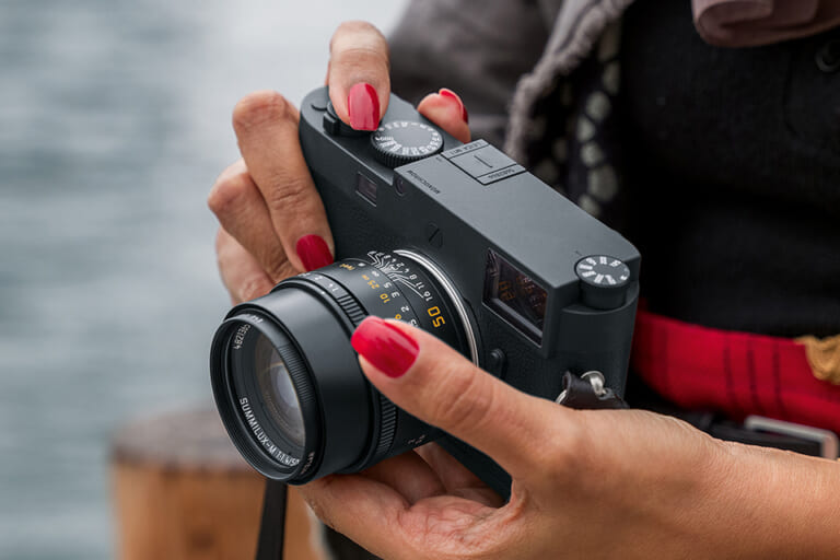 6000万画素の超高解像度で撮影できるモノクロ専用デジカメ「ライカM11モノクローム」 | CAPA CAMERA WEB