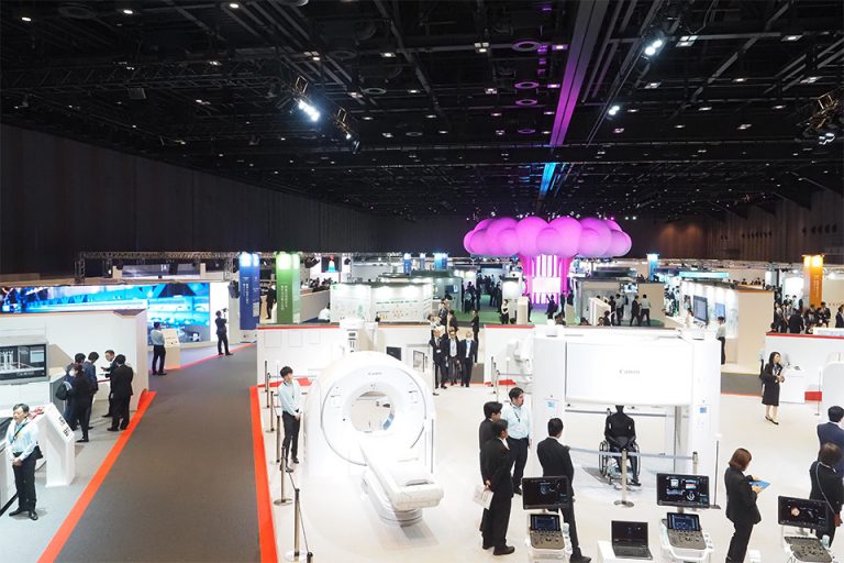 カメラから人工衛星まで！ キヤノンのものづくりが見渡せる「Canon EXPO 2023」へ行ってきた | CAPA CAMERA WEB