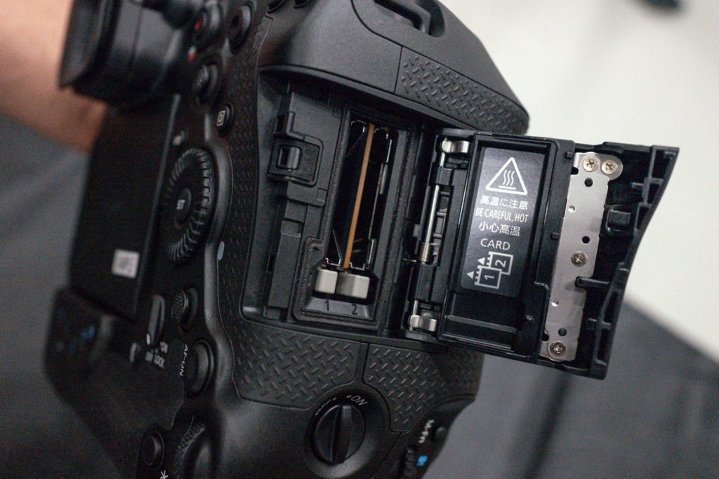 ついに登場したキヤノンEOS Rシリーズのフラッグシップカメラ「EOS R1」ハンズオンレポート！ | CAPA CAMERA WEB