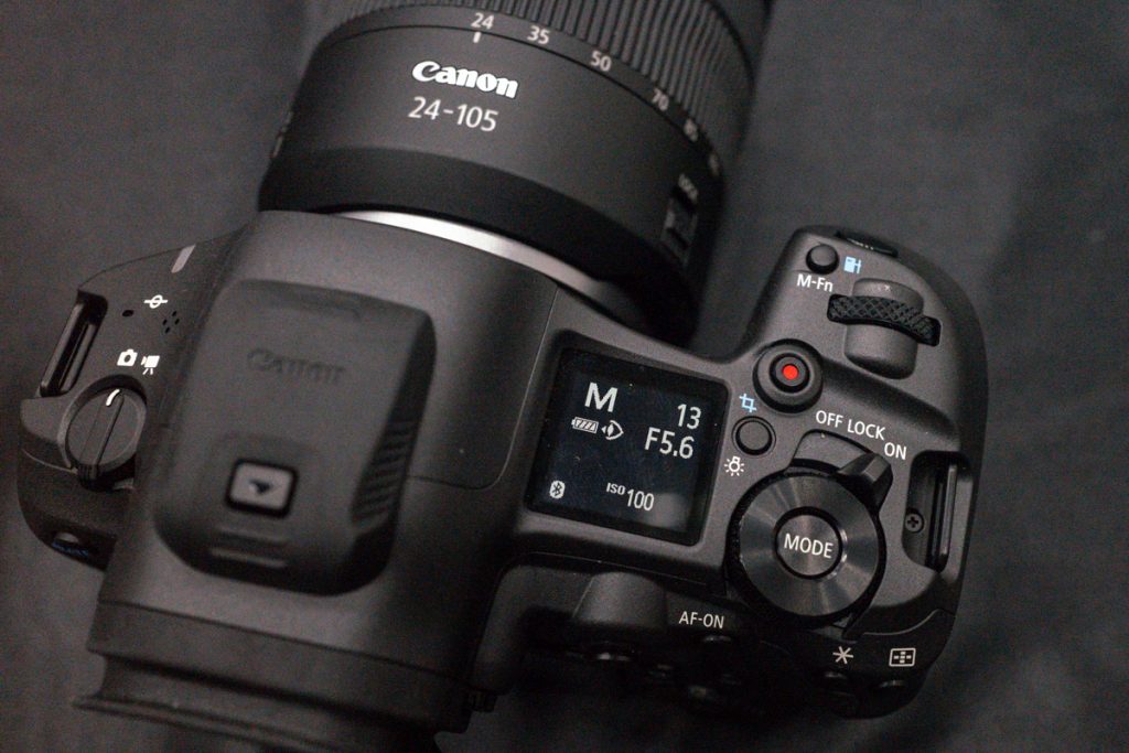 「EOS R1」の操作性を踏襲した高画素フルサイズミラーレス「EOS R5 Mark II」ハンズオンレポート | CAPA CAMERA WEB
