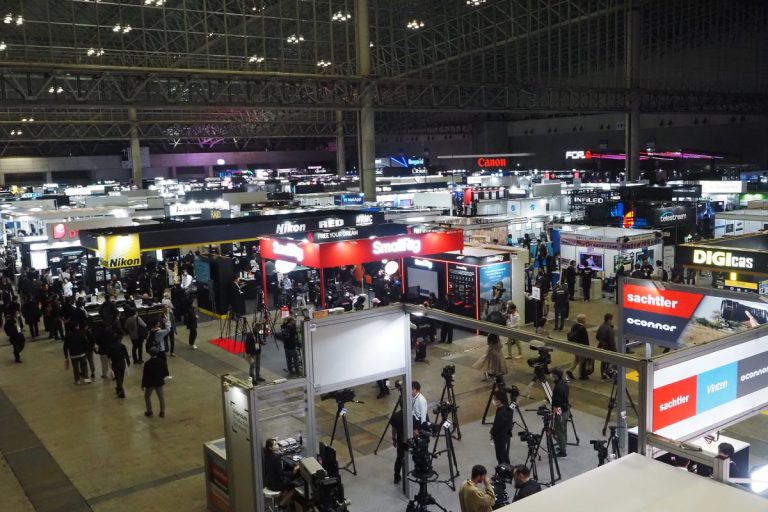 【Inter BEE 2024レポート ①】発売前のニューカメラ、ニューレンズを一足早くハンズオン！ | CAPA CAMERA WEB